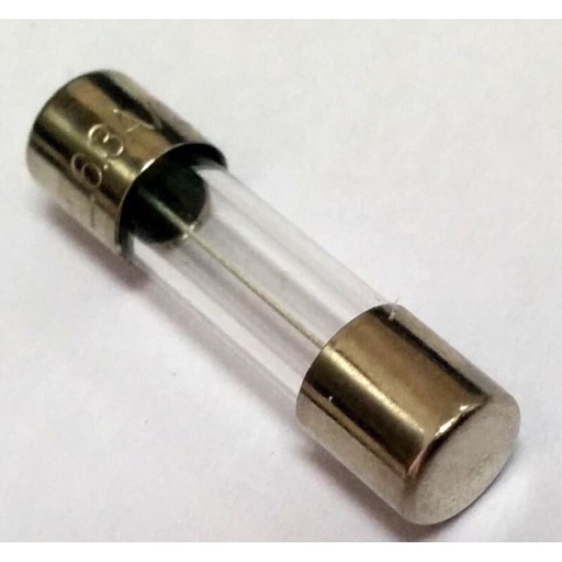 Jual fuse tabung sekering kaca sekring 220v ukuran 2cm | Shopee Indonesia