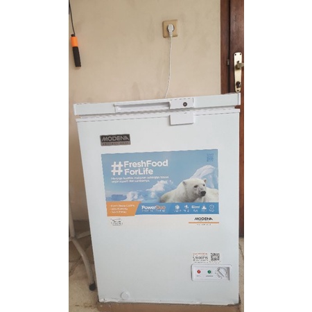 Jual Frezeer Chest Modena box MD 10W/100L sering digunakan | Shopee ...