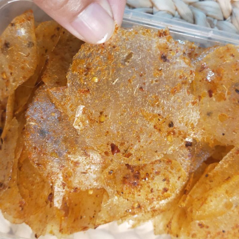 Jual KRIPCA KRIPIK KACA PEDAS DAUN JERUK FREE PACKING DUS - KERIPIK ...