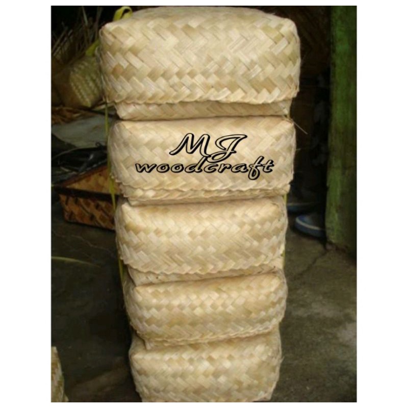 Jual Besek bambu, ceting bambu, wadah anyaman bambu 20x20cm | Shopee ...