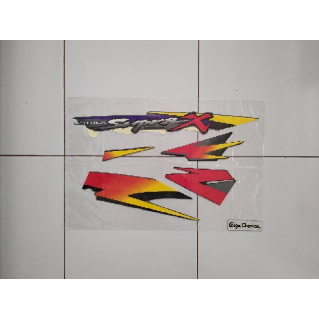 Jual sticker striping Lis motor honda supra x 2000 2001 abu abu hitam ...