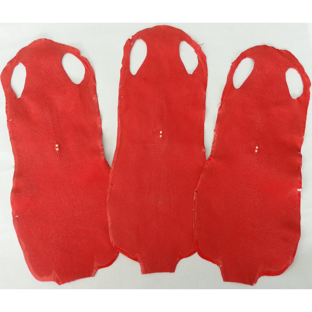 Jual kulit ikan pari finishing warna merah mata dua | Shopee Indonesia