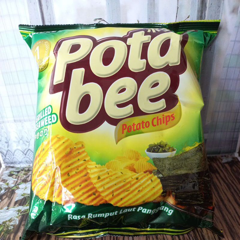 Jual Keripik Kentang Potato Pota bee 68gr | Pota Bee Melted cheese 57gr ...