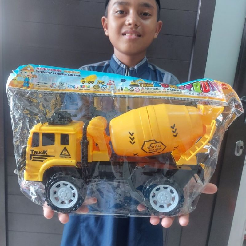 Jual Mainan Mobil Truk Molen - Mobilan Truck Mixer Tarik Anak Laki ...