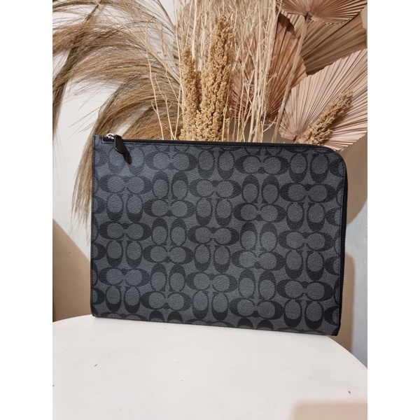 Jual Coach Sleeve Sign Black | Shopee Indonesia