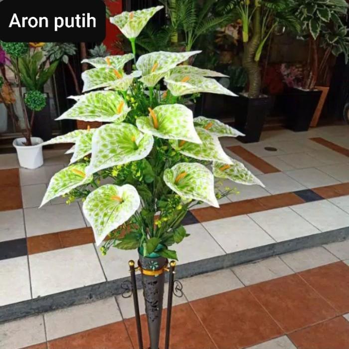 Jual Ardefi | Bunga Lily Aron Artificial + Standing Pot Besi Set/Bunga ...