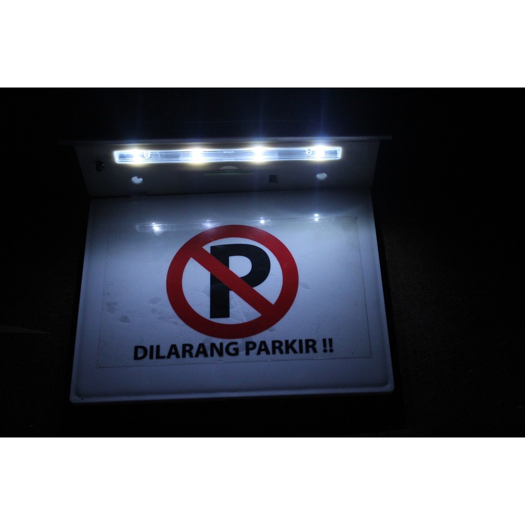 Jual Lampu Rambu Dilarang Parkir 4 Led Solar Power Tenaga Surya ...