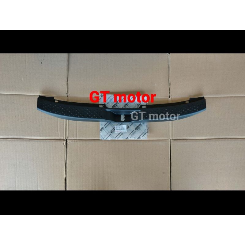 Jual 64716-0D170-C0 Cover Rear Deck Trim Plate Back Door Scuff ...