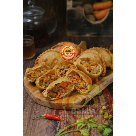 Jual Pastel daging sayur isi 8 frozen (COD) | Shopee Indonesia