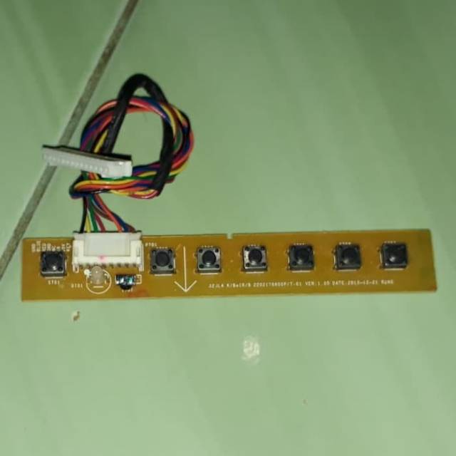 Jual Remote Sensor IR dan Tombol Coocaa 32E21W | Shopee Indonesia