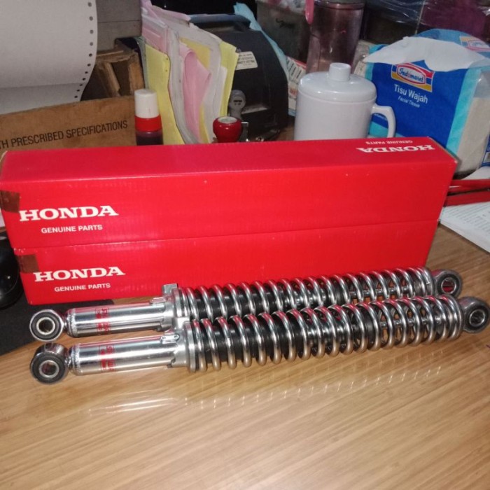 Jual SHOCKBREAKER BELAKANG HONDA WIN GF6 ORI ASLI HONDA AHM 52400-GF6 ...