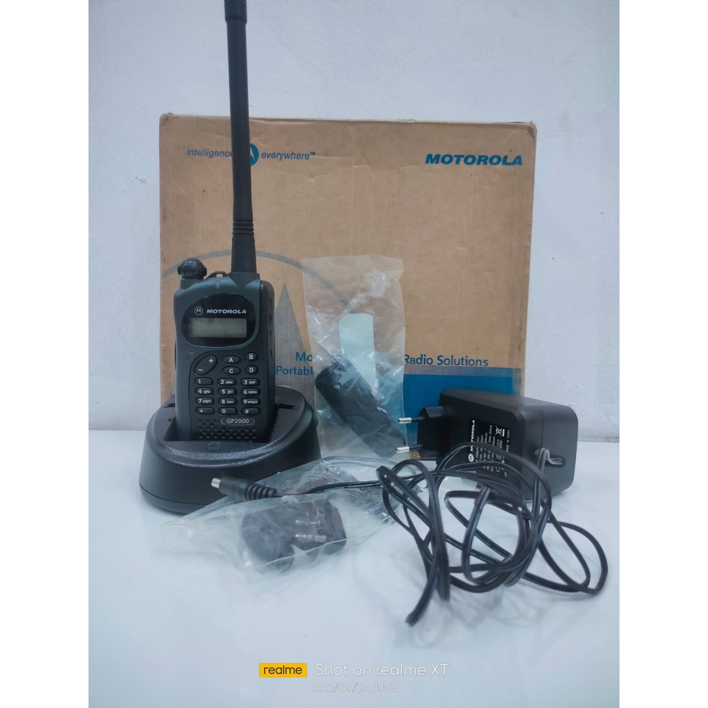 Jual HT MOTOROLA GP 2000 / Handy Talkie / Handy Talky | Shopee Indonesia