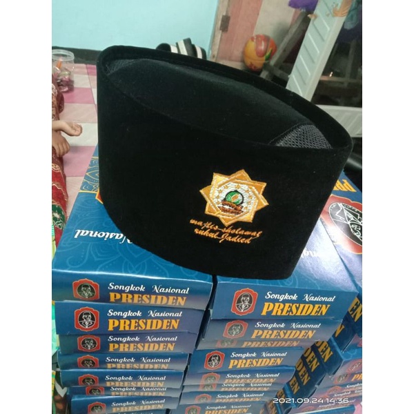 Jual peci logo sendiri custom | Shopee Indonesia