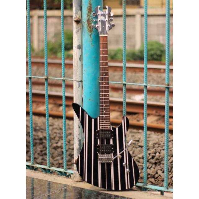 Jual Gitar Listrik Shecter Diamond Series Skull Inlay BONUS Tas, Handle ...