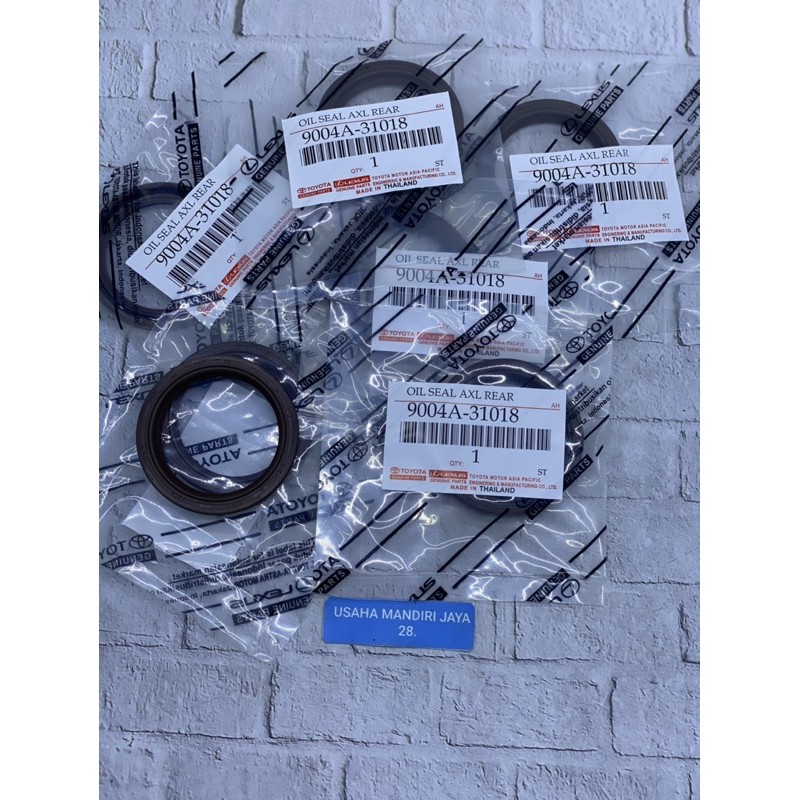 Jual SEAL RODA BELAKANG AVANZA XENIA ASLI COKLAT 9004A-31018 | Shopee ...