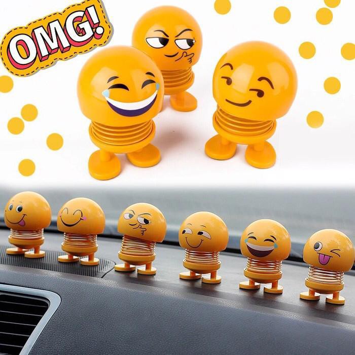 Jual EMOJI FACE CAR TOY SPRING DOLL SHAKING HEAD Acc Boneka Mainan buat ...