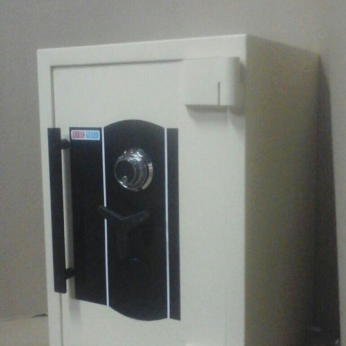 Jual BRANKAS- BRANGKAS URBAN GUARD 1 METER TERBAIK BAGUS TAHAN API ...