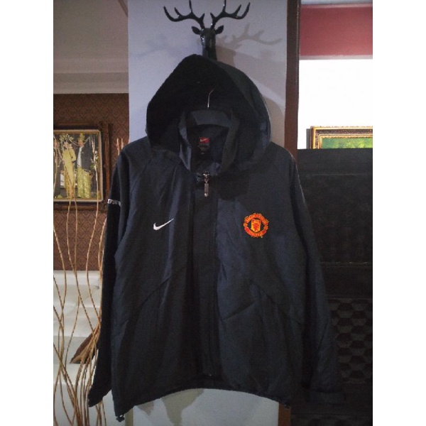 Jual jaket sport NIKE Manchester united (size M) | Shopee Indonesia
