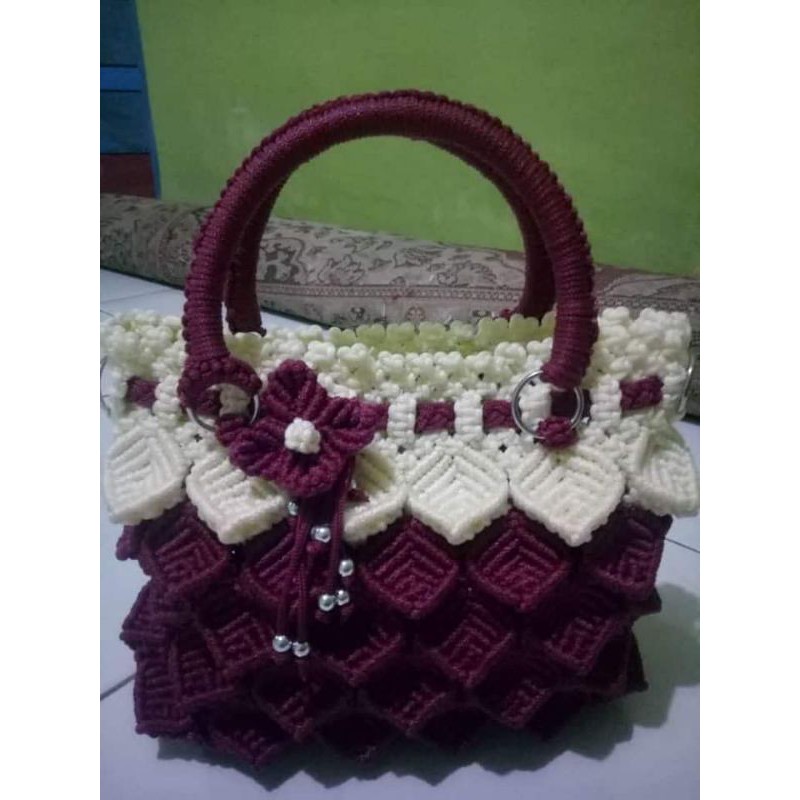 Jual Tas talikur motif daun melentik | Shopee Indonesia