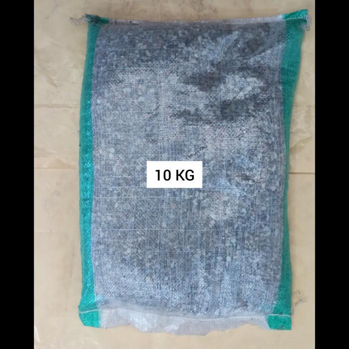 Jual Batu Hijau Flores Pasir 10 Kg (Batu Alam Koral Sikat Hias Taman) 042 | Shopee Indonesia