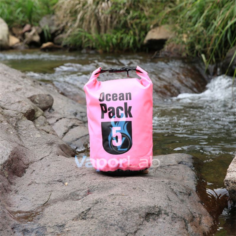 Jual 5L WATERPROOF DRY BAG OCEAN PACK TAS ANTI AIR SHOULDER DUFFLE OUTDOOR RENANG | Shopee Indonesia