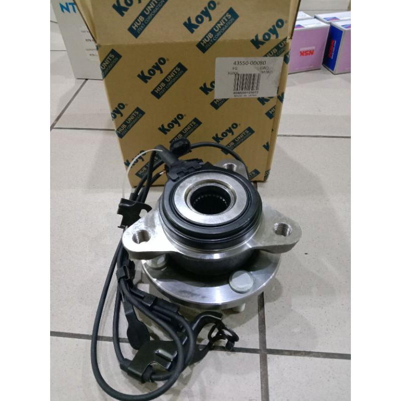 Jual nap roda depan bearing roda depan new Yaris 2013 limo Vios kanan ...