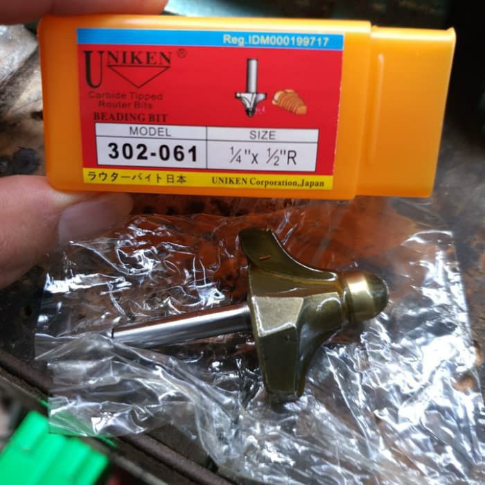 Jual Mata router bit kayu ukuran 1/4" x 1/2" R merk uniken | Shopee ...