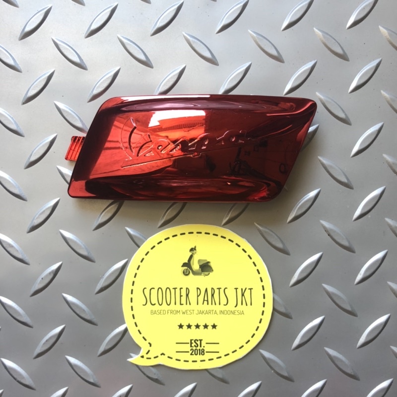 Jual Cover Bolt CVT IGet Red Chrome Vespa GTS Sprint Primavera S LX ...