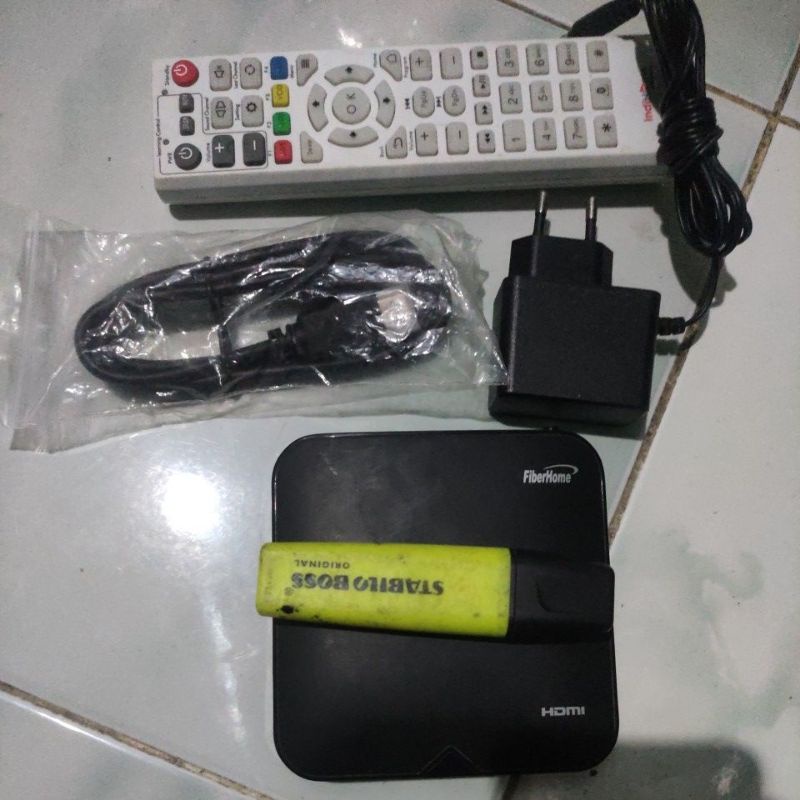 Jual stb / set top box tv tipe Hg680-P + Hg680-Fj (lengkap) | Shopee ...