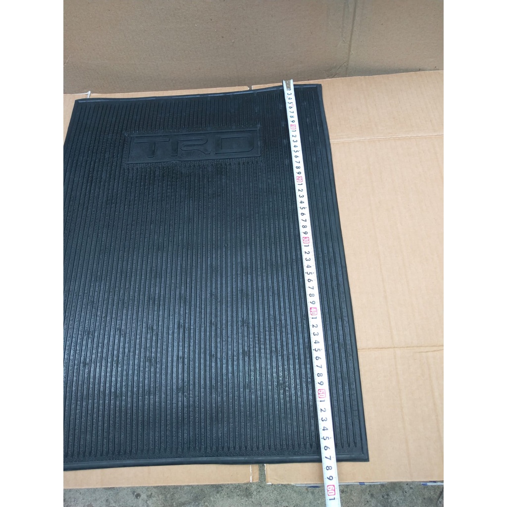 Jual Karpet Karet TRD BIASA Karpet Mobil Karet Universal TRD Car Mat ...