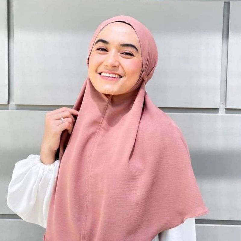 Jual Bergo Crinkle Airflow Fatimah Jilbab Instan Tali Jumbo Khimar Non Pet Maryam Airflow ...