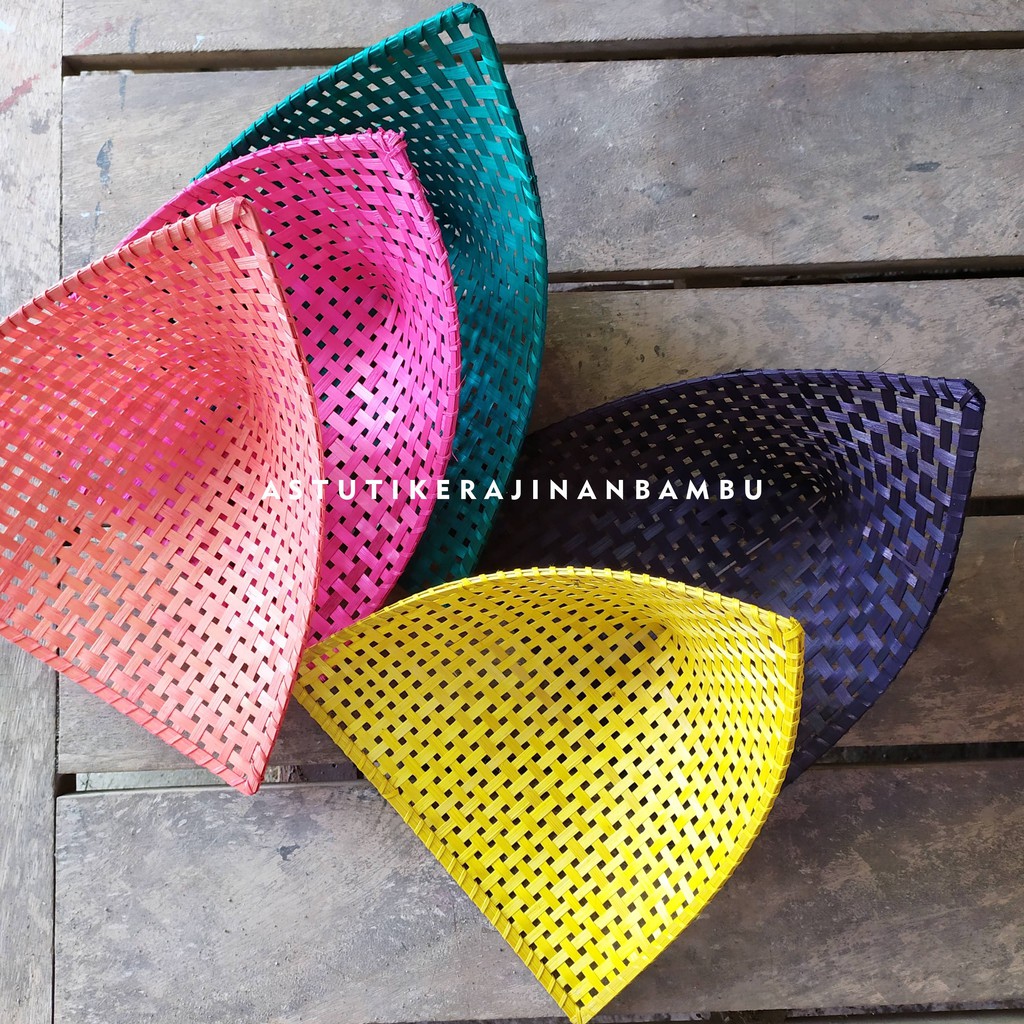 Jual Pincuk Bambu Tanpa Kaki Warna/Pincuk Pecel/Piring Tradisional ...