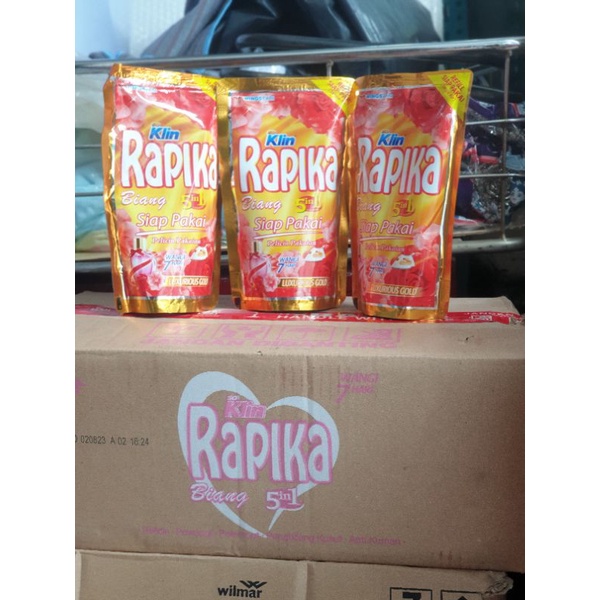 Jual RAPIKA 250ml/RAPIKA PELICIN PAKAIAN 250ML | Shopee Indonesia