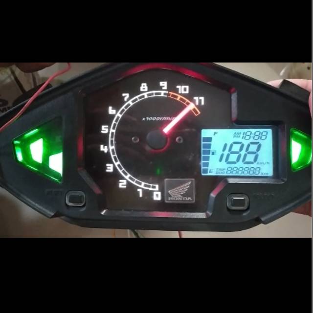 Jual Spidometer speedometer megapro monoshock karbu | Shopee Indonesia