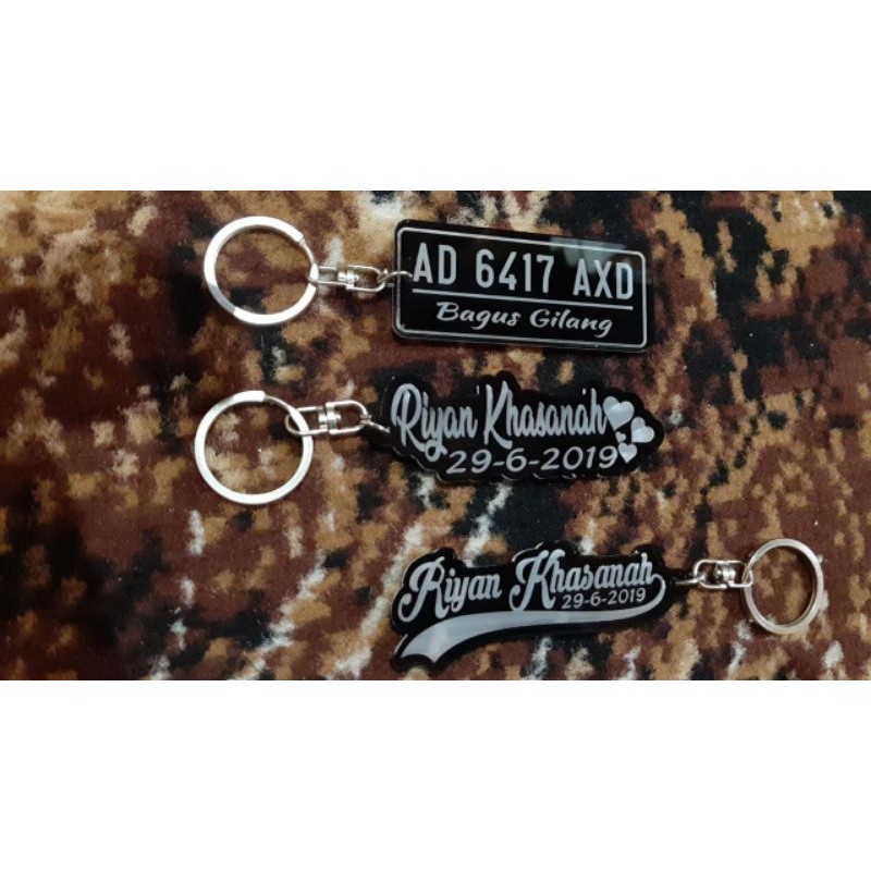 Jual ganci nama grafir custom | gantungan kunci nama grafir | ganci ...