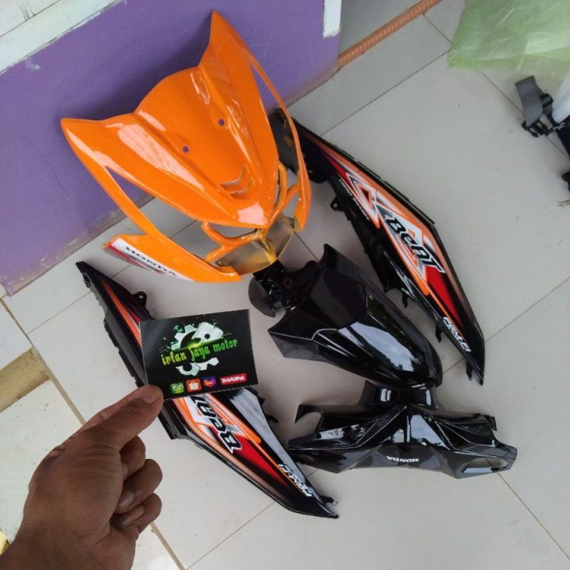 Jual FULL BODY ALUS BEAT FI OREN HITAM 2013-2014 PLUS STRIPING | Shopee ...