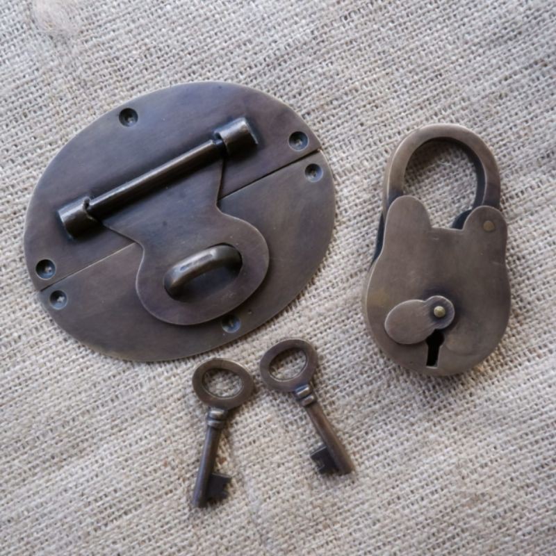 Jual KUNCI GEMBOK ANTIK GRENDEL OVERPAL MODEL JADUL PLAT TEBAL BAHAN ...