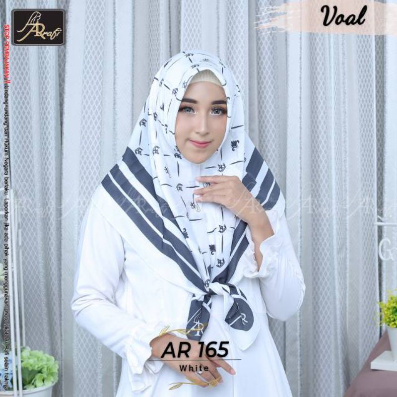 Jual Hijab Arrafi : Ar 165 new motif mahkota | Shopee Indonesia