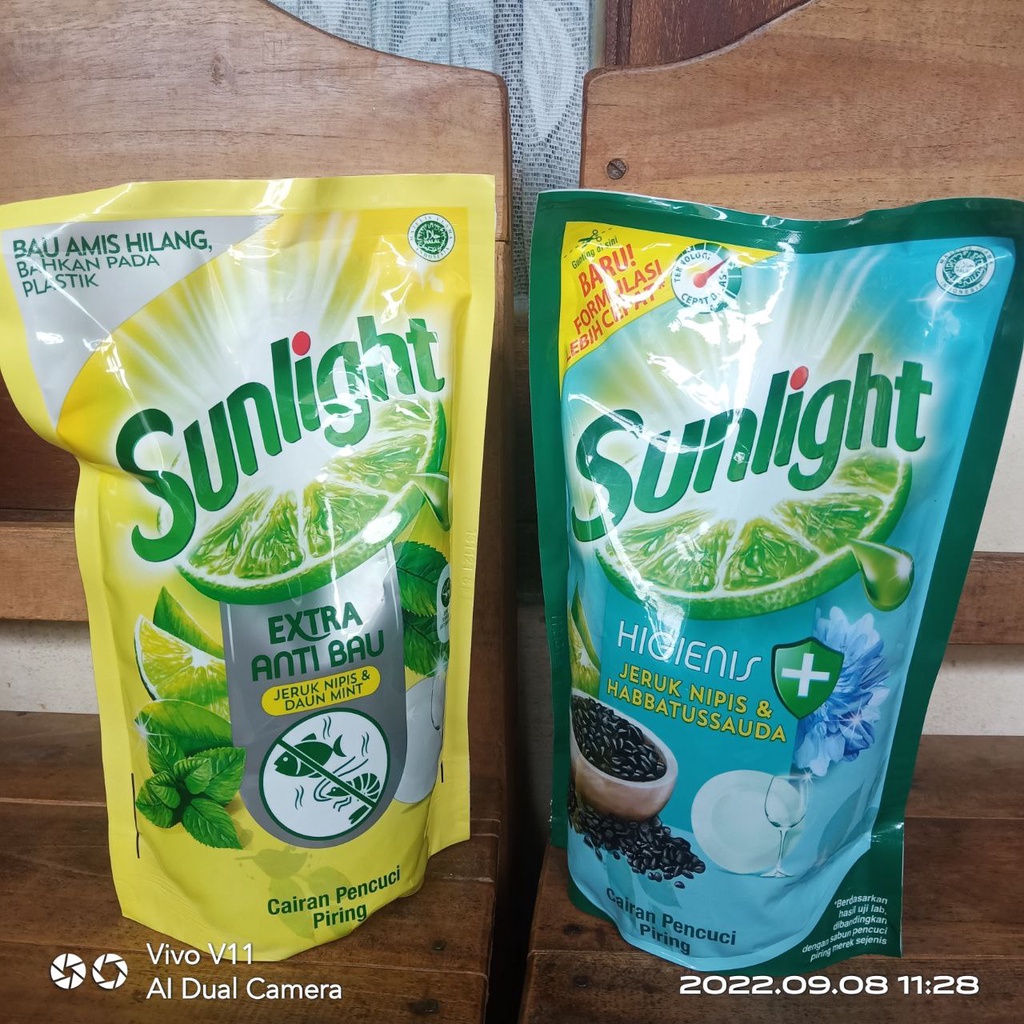 Jual Sunlight Cairan Sabun Pencuci Piring Jeruk Nipis Habbatsauda 650ml | Shopee Indonesia