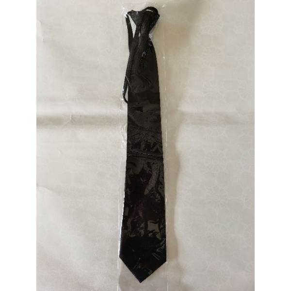 Jual Dasi Hitam Polos Resleting Simpel 8 cm langsung pakai praktis ...