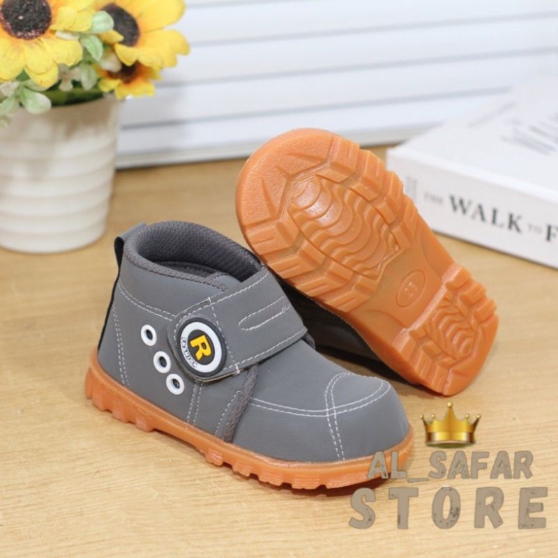 Jual Sepatu Boot Anak Laki Laki R Usia 1 2 3 Tahun (COD) | Shopee Indonesia
