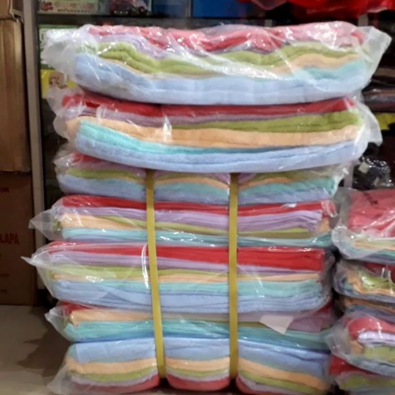 Jual handuk merk merah putih ukuran 60*120 cm | Shopee Indonesia