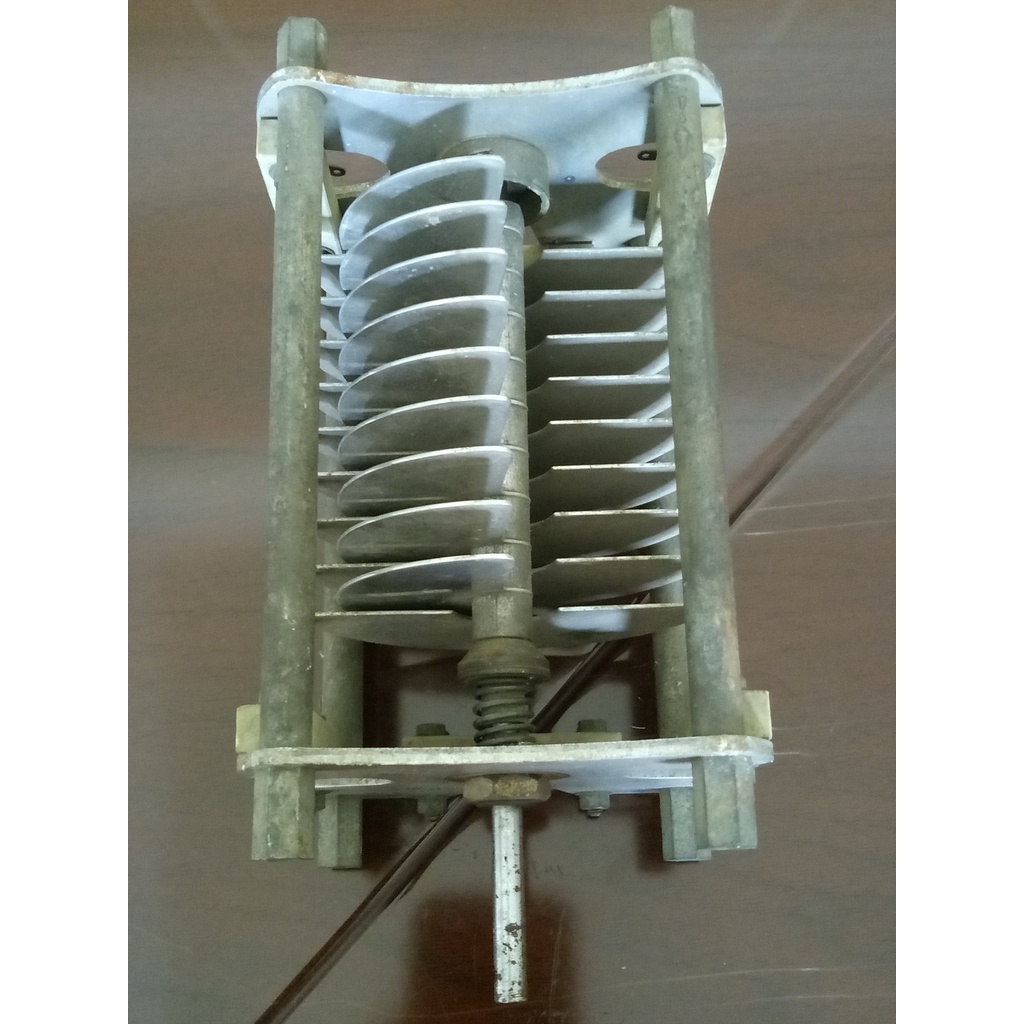 Jual VARCO BESI RENGGANG 200PF | Shopee Indonesia