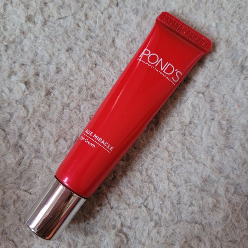 Jual Ponds Age Miracle Anti Aging+Glowing Eye Cream 15 Ml with Retinol ...