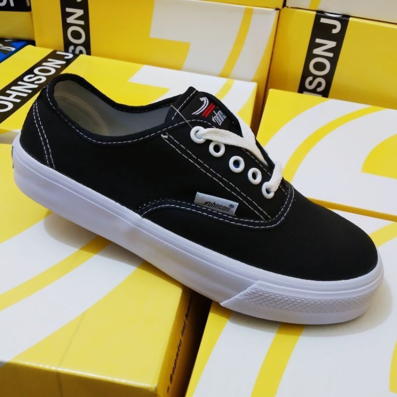 Jual SEPATU JOHNSON ASTRO ORIGINAL 100% / Sepatu Sekolah / Sepatu ...