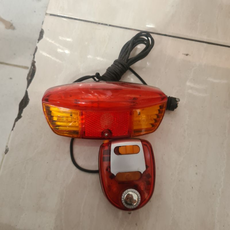 Jual lampu sen/rating/riting sepeda | Shopee Indonesia