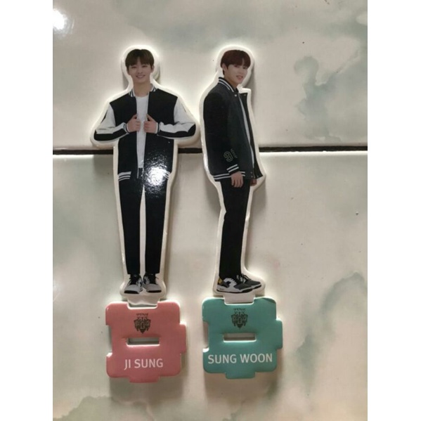 Jual [READY, BACA DESKRIPSI] STANDEE IVY CLUB WANNA ONE HA SUNGWOON ...