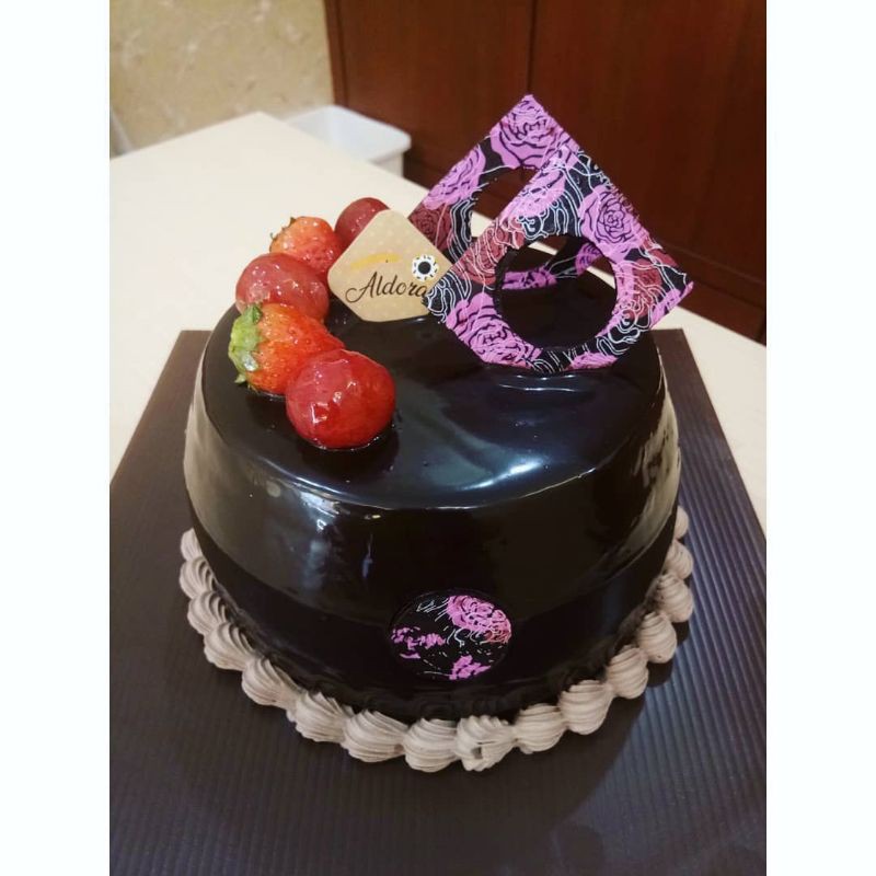 Jual Choco Tower/Birthday Cake/Kue Ulang Tahun/Cake Medan/Aldora Bakery ...