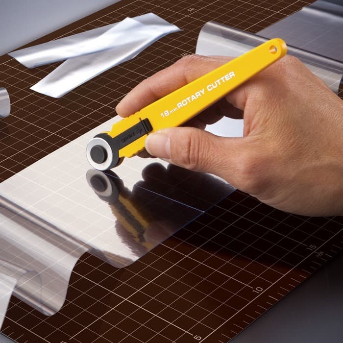 Jual Olfa rotary cutter 18mm 172B | Shopee Indonesia