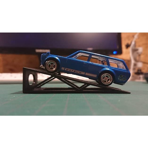 Jual Hotwheels 1:64 display ramp (3d Print) | Shopee Indonesia